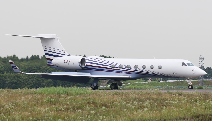Gulfstream G550 (N1TF)